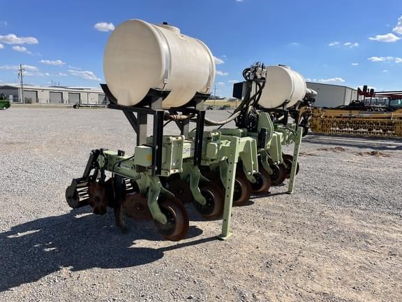 Tractor Zoom - Orthman 1tRIPr