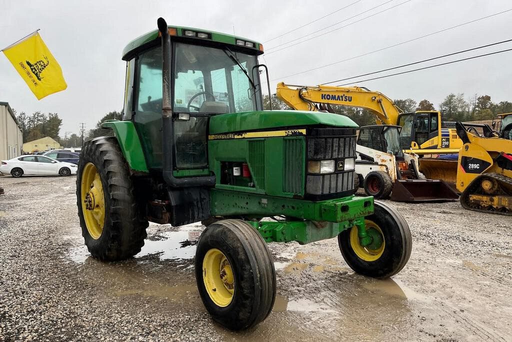 Tractor Zoom - John Deere 7410