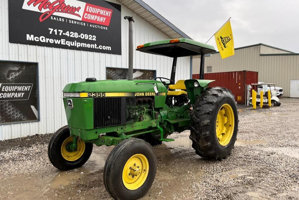 Tractor Zoom - John Deere 2355