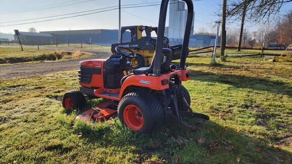 Tractor Zoom - 2003 Kubota BX2200D