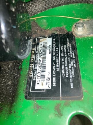 Tractor Zoom - 2021 John Deere Z915E