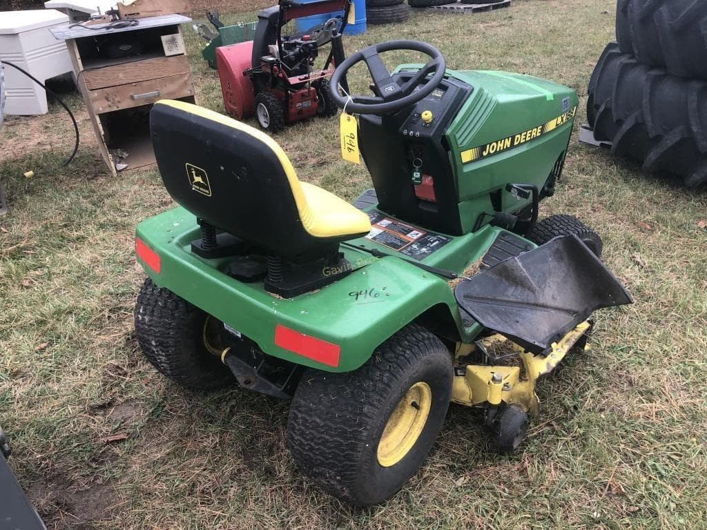Tractor Zoom - John Deere LX188