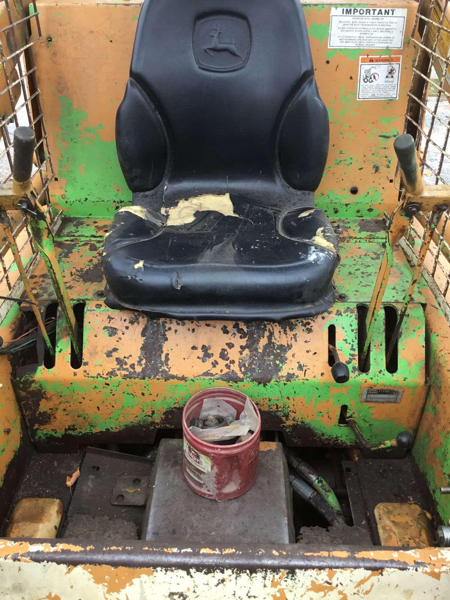 Tractor Zoom - Case 1835B