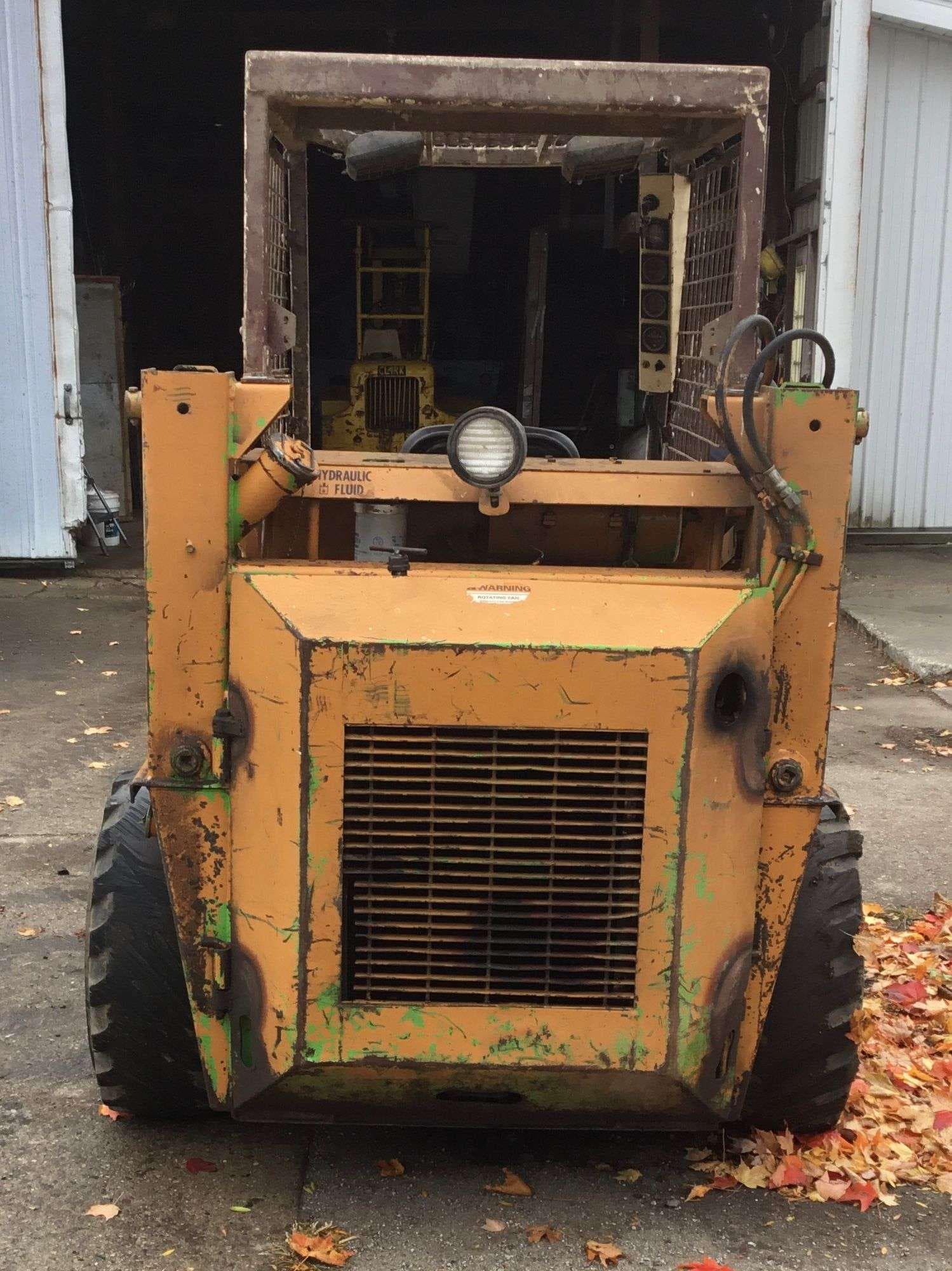 Tractor Zoom - Case 1835B