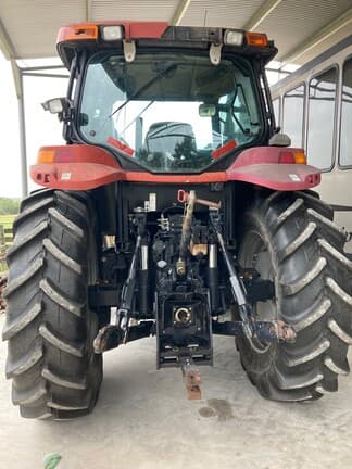 Tractor Zoom - 2005 Case IH MXU110