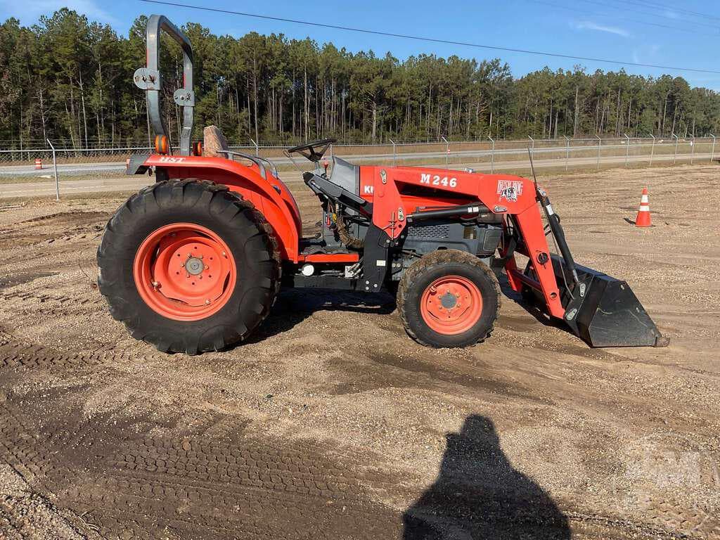 Tractor Zoom - Kubota L3830