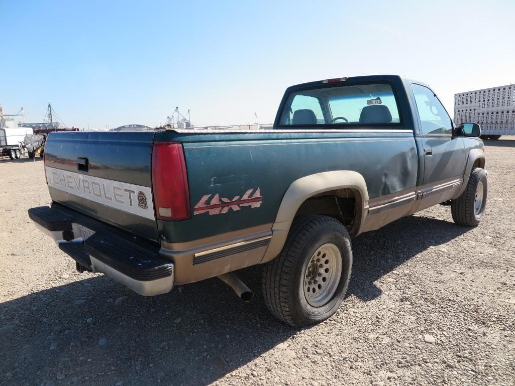 Tractor Zoom - 1997 Chevrolet 2500