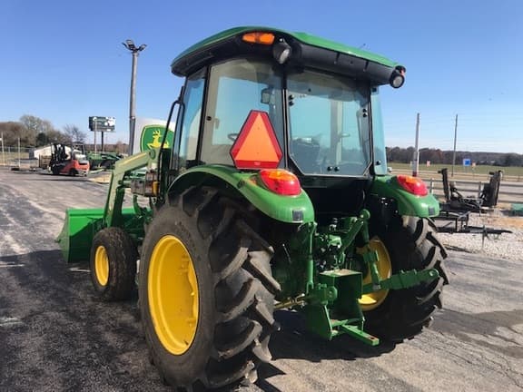 Tractor Zoom - 2021 John Deere 5065E