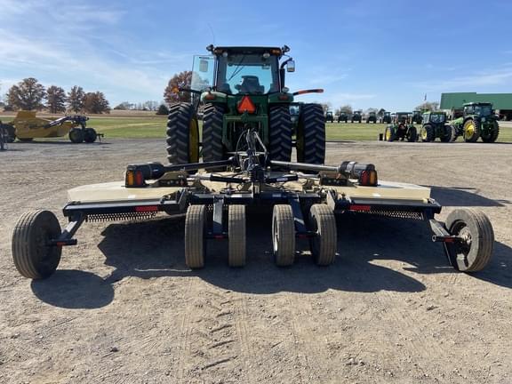 Tractor Zoom - 2021 Land Pride RC3715