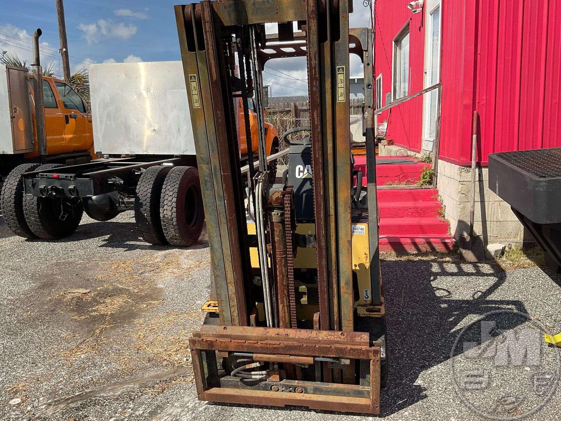 Tractor Zoom - Caterpillar 35