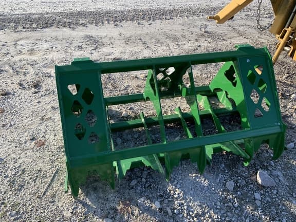 Tractor Zoom - 2022 Frontier MG20F