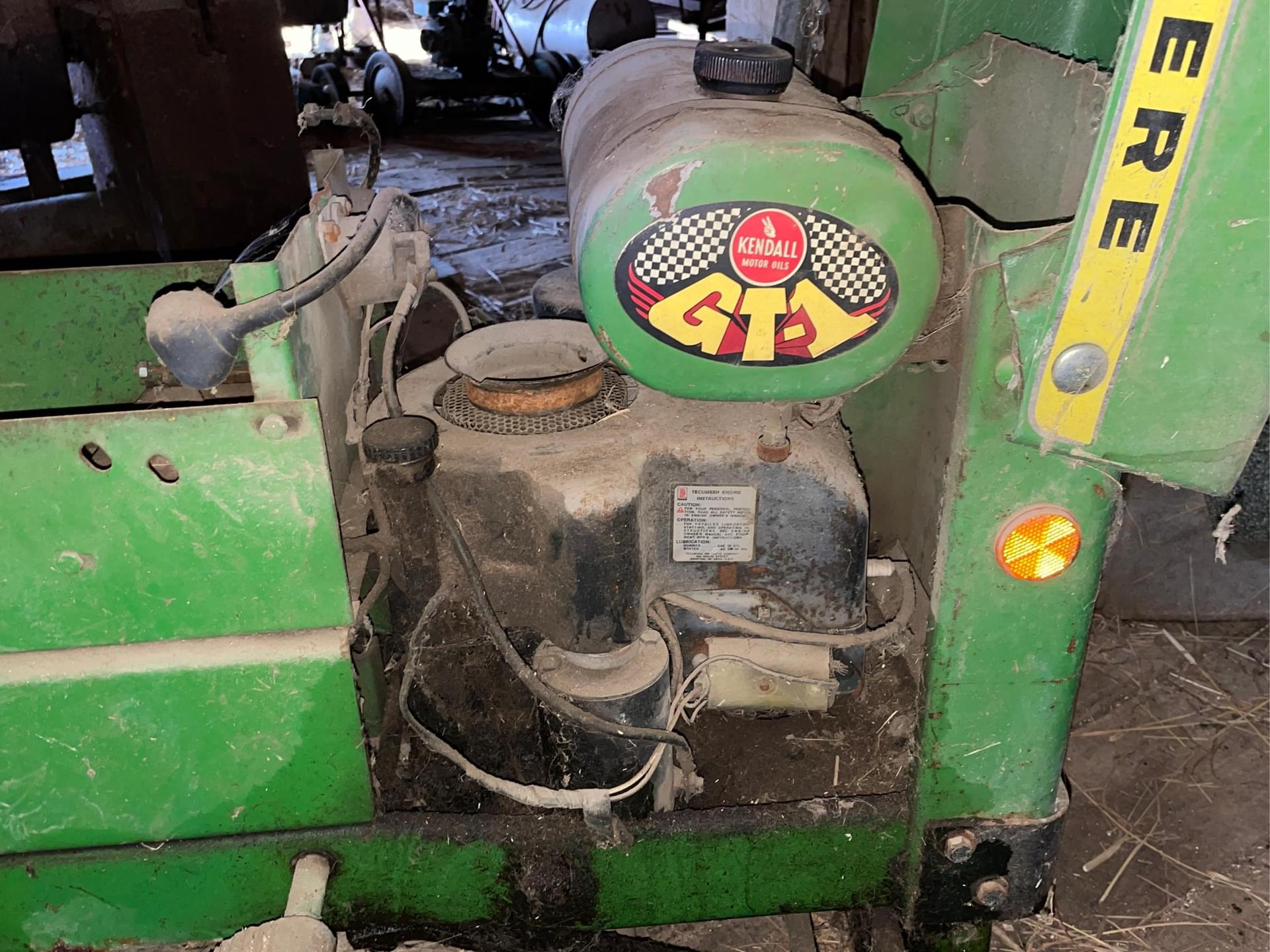 Tractor Zoom - John Deere 70