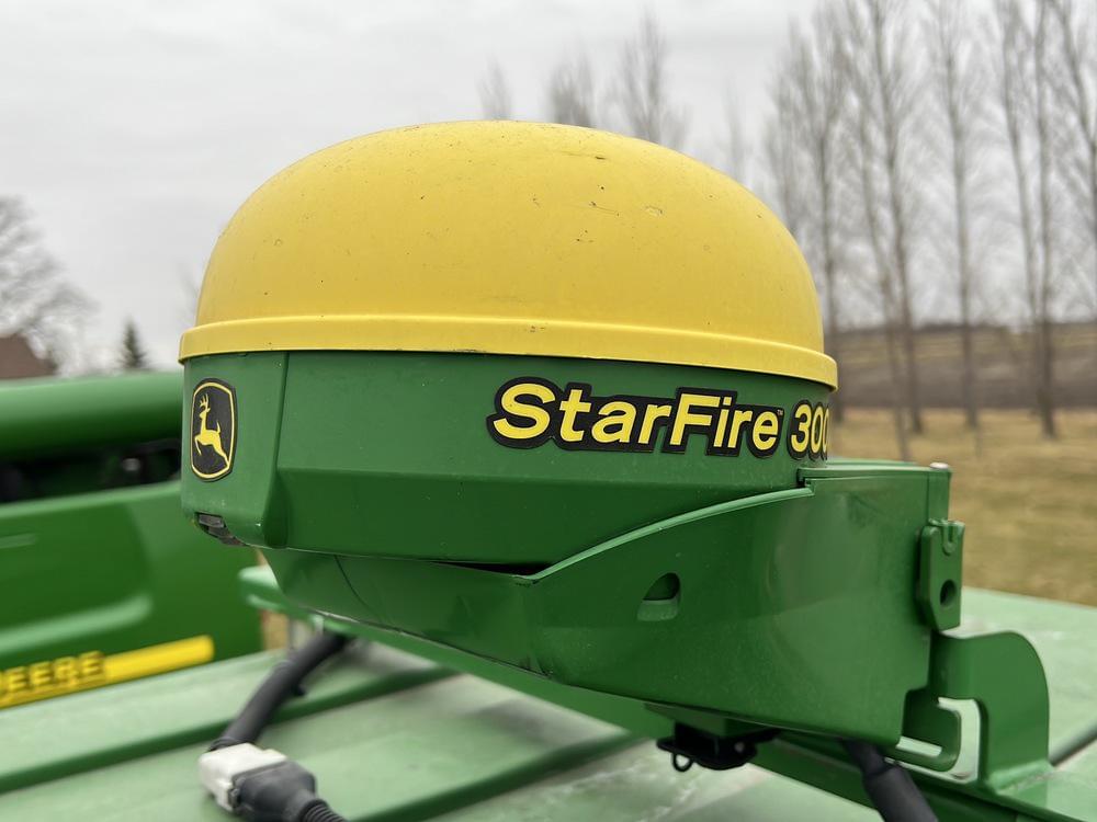 Tractor Zoom - John Deere StarFire 3000