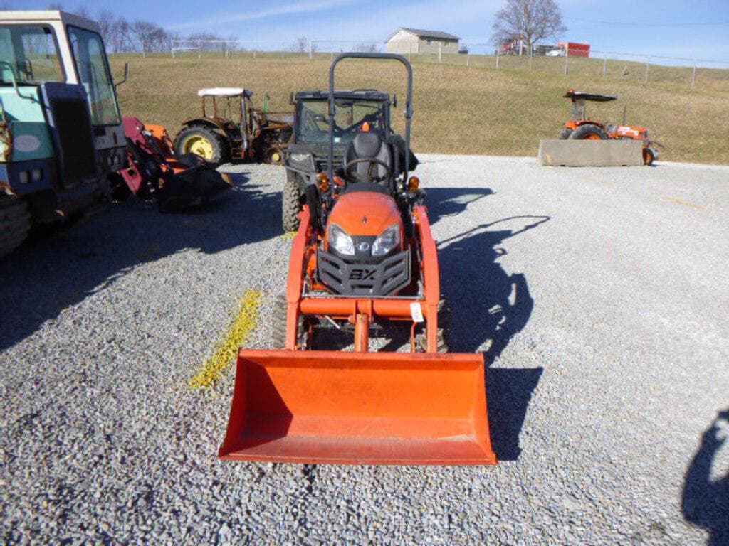 Tractor Zoom - Kubota BX2380