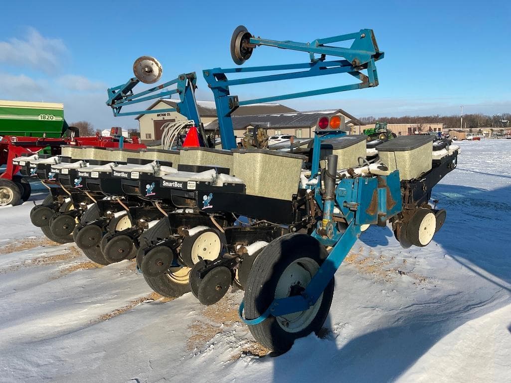 Tractor Zoom - Kinze 2200