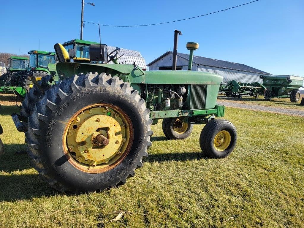 Tractor Zoom - John Deere 4020