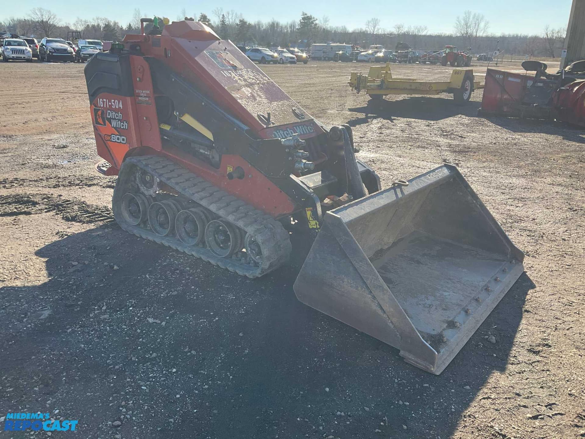 Tractor Zoom - 2019 Ditch Witch SK800