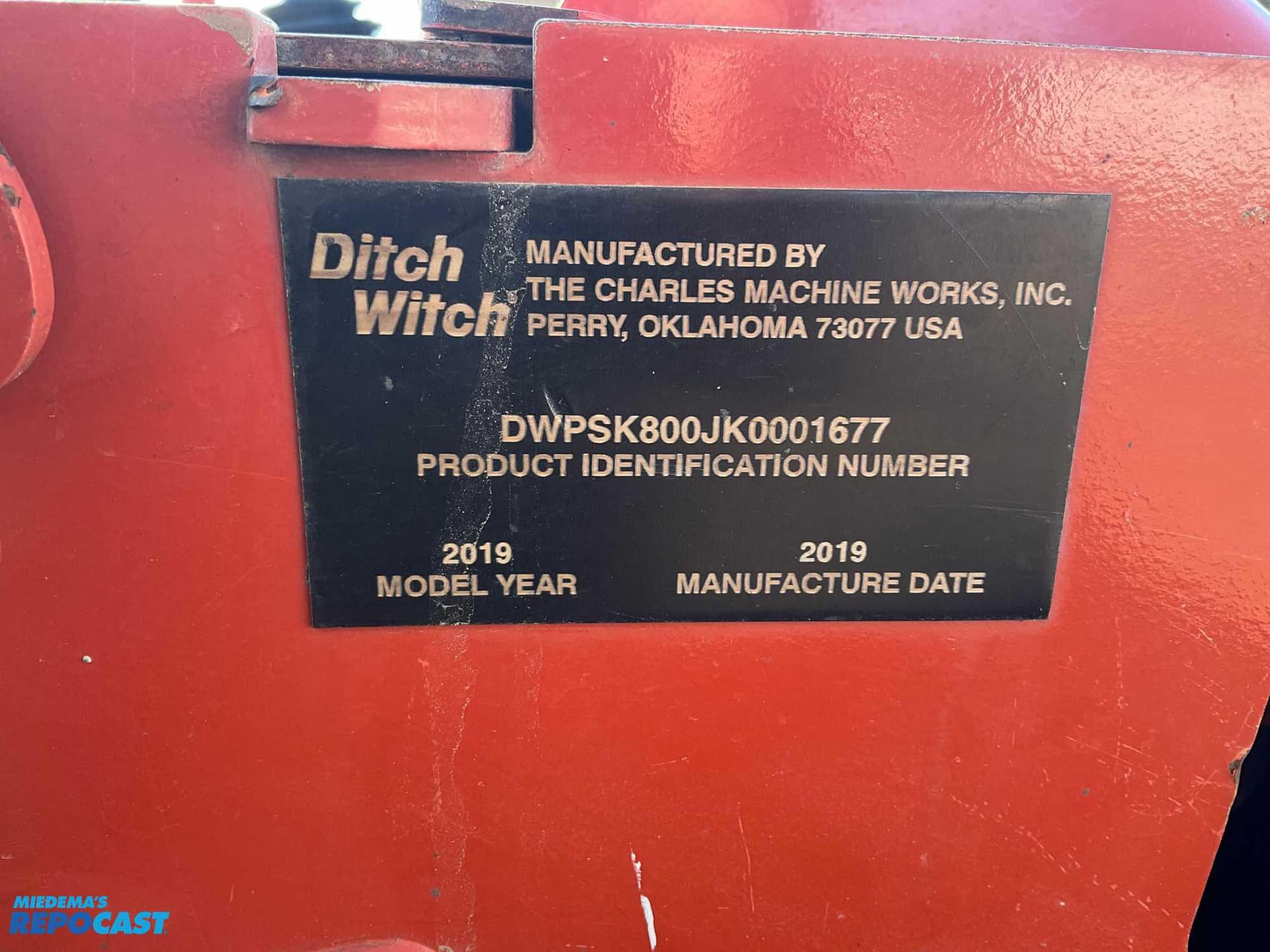 Tractor Zoom - 2019 Ditch Witch SK800