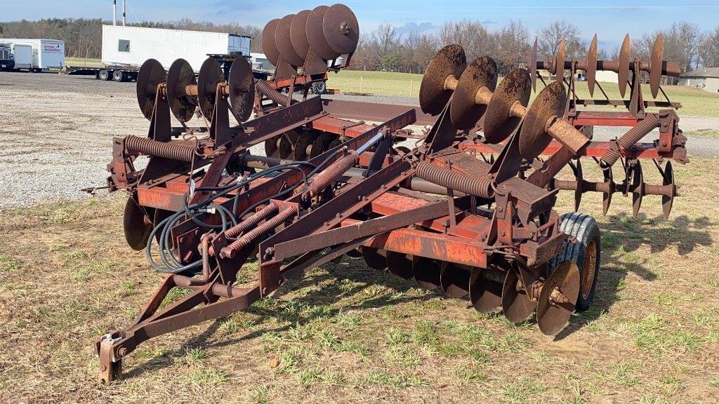 Tractor Zoom - International Harvester 470