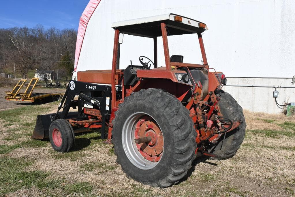 Tractor Zoom - 1978 International Harvester 886