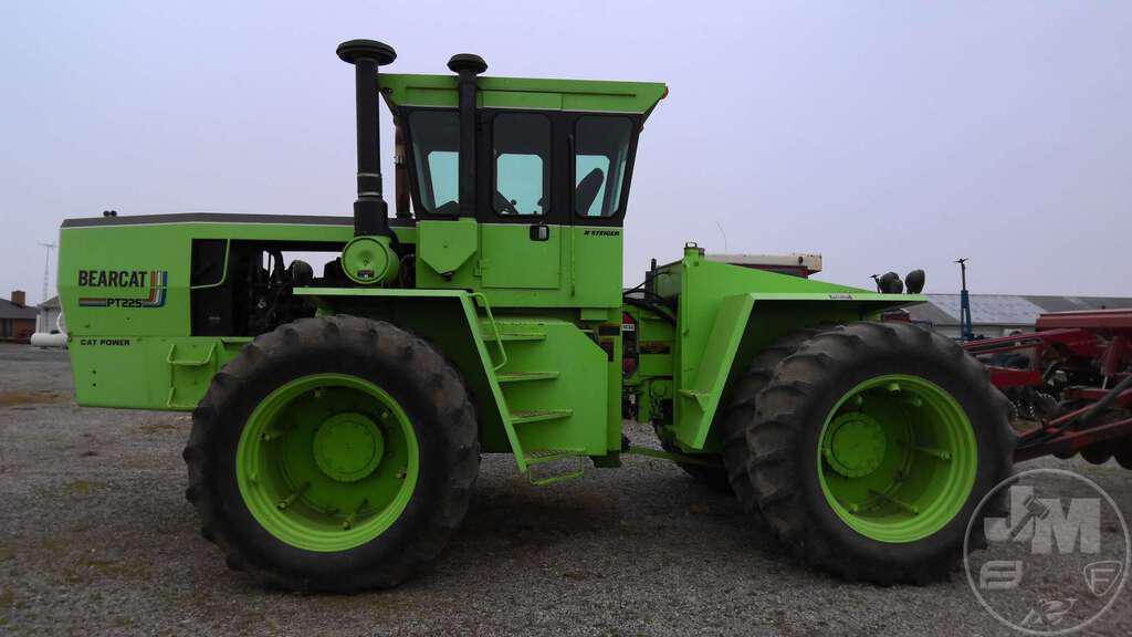 Tractor Zoom - Steiger Bearcat III PT-225