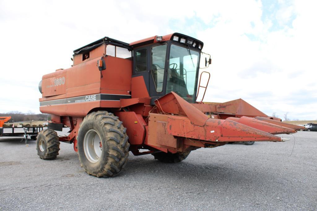 Tractor Zoom - Case IH 1660