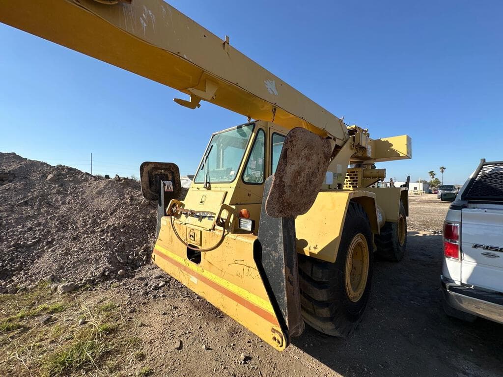 Tractor Zoom - Grove RT58D