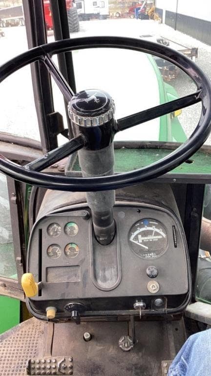 Tractor Zoom - John Deere 8640