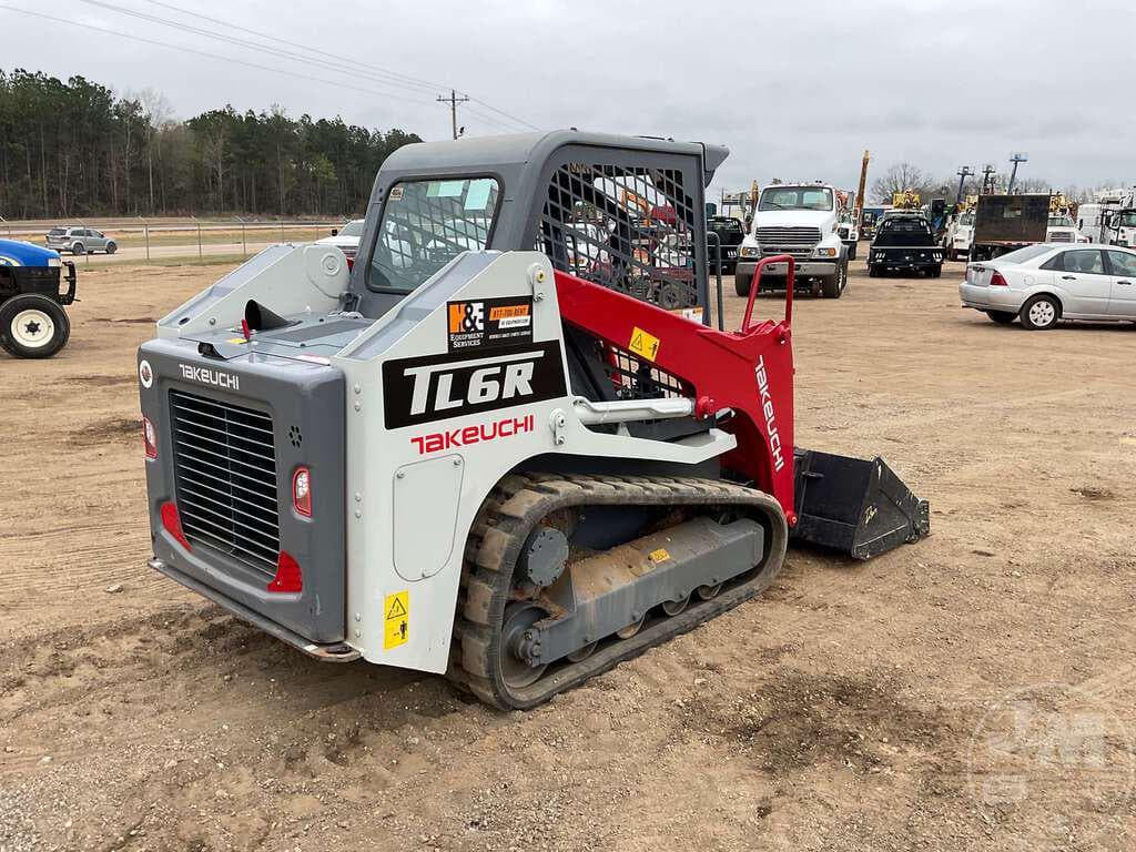 Tractor Zoom - Takeuchi TL6R