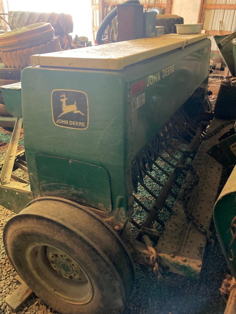 Tractor Zoom - John Deere 8250