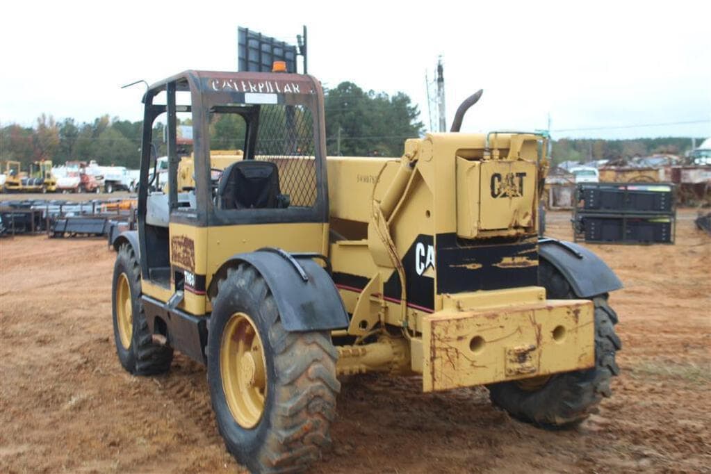 Tractor Zoom - Caterpillar TH63