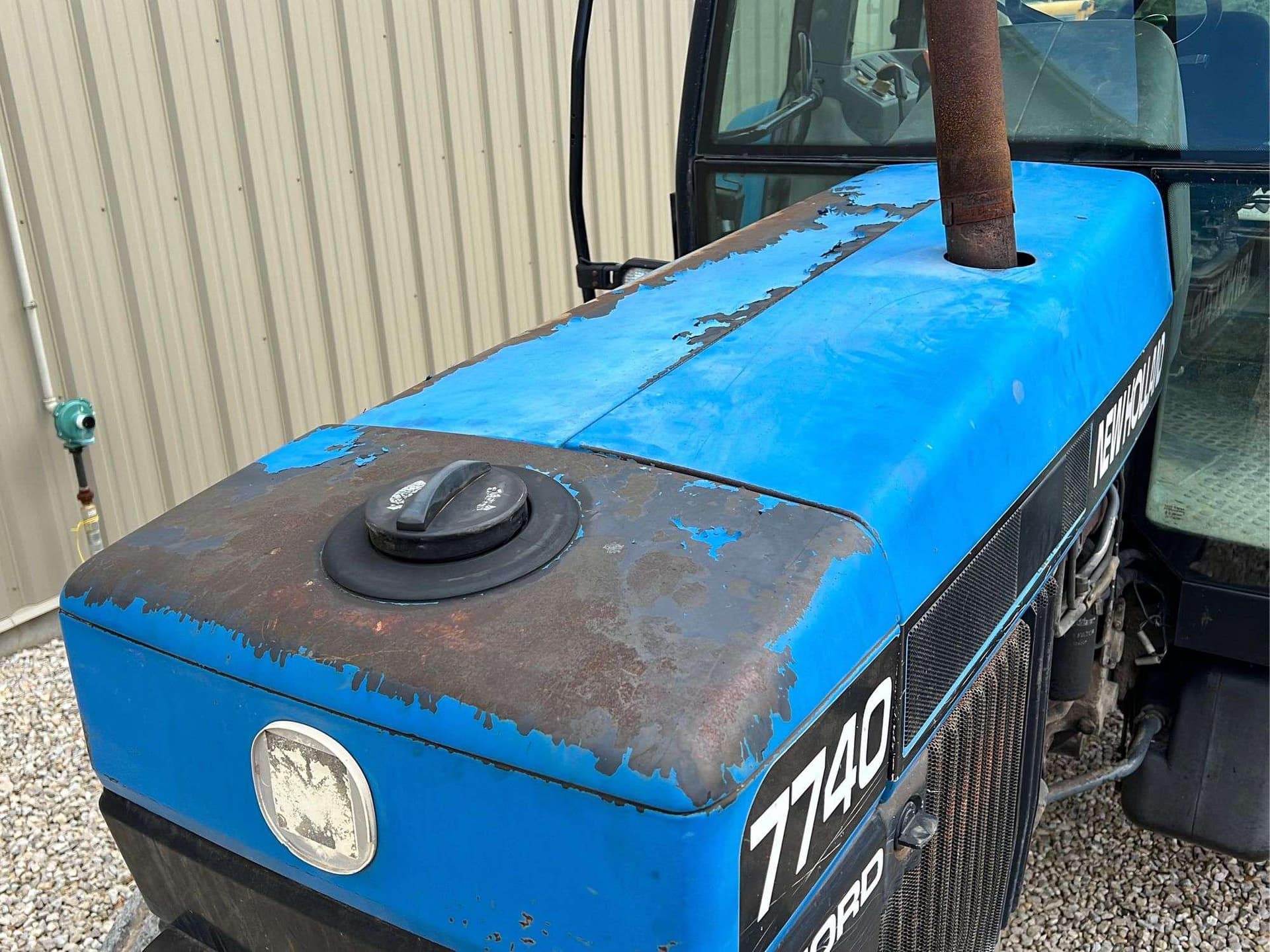 Tractor Zoom - New Holland 7740