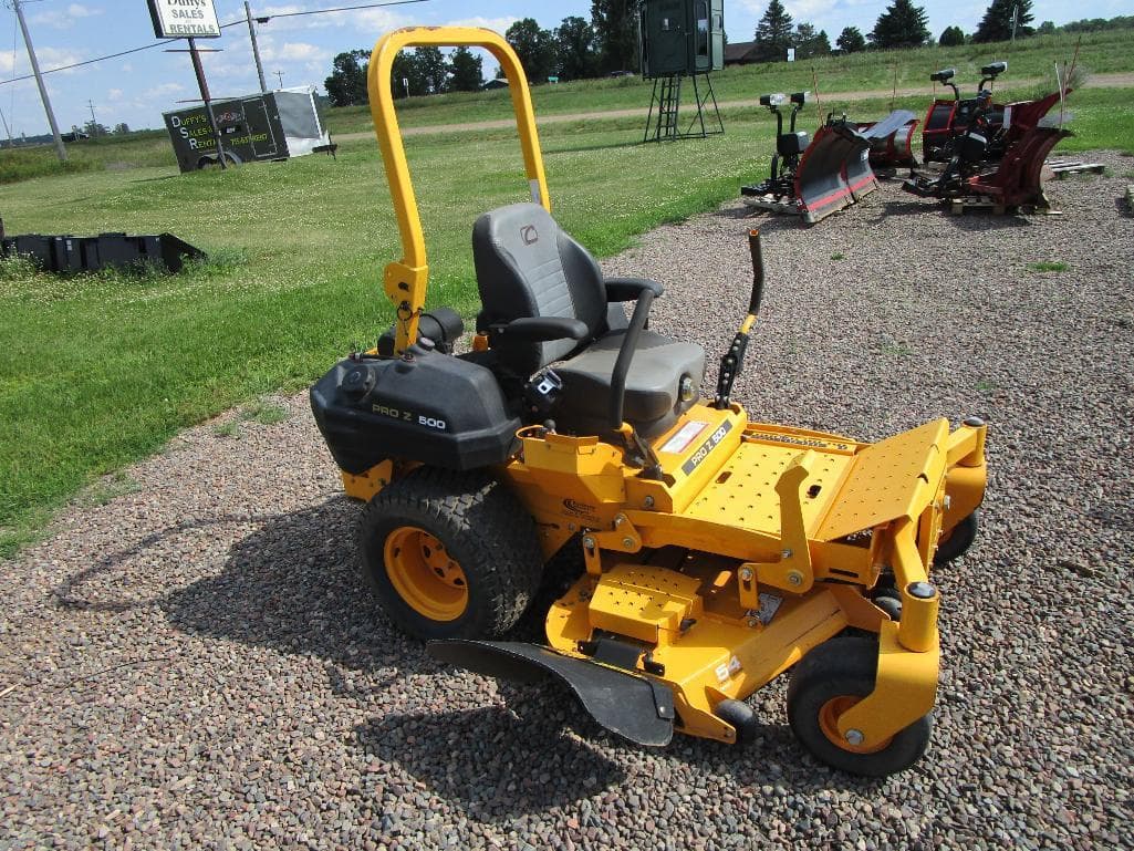 Tractor Zoom - Cub Cadet Pro-Z 500
