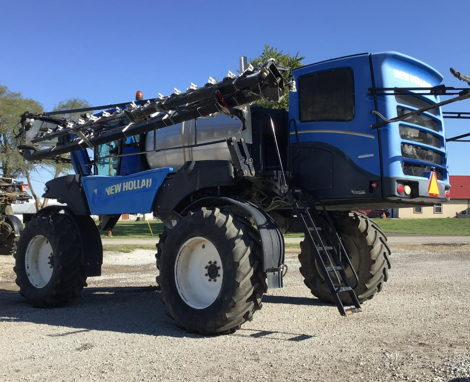Tractor Zoom - 2016 New Holland SP.300F