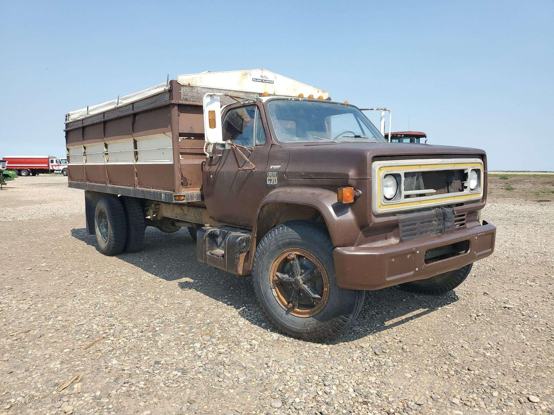Tractor Zoom - 1979 Chevrolet C70