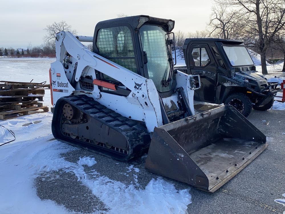 Tractor Zoom - 2012 Bobcat T650