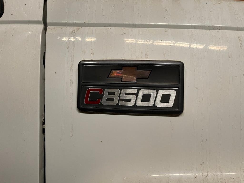 Tractor Zoom - Chevrolet C8500