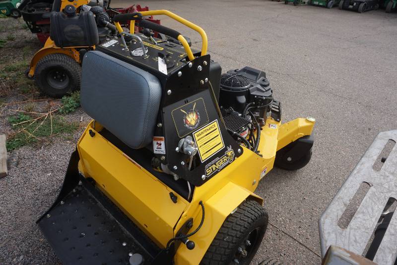 Tractor Zoom - 2022 Stinger QA3000