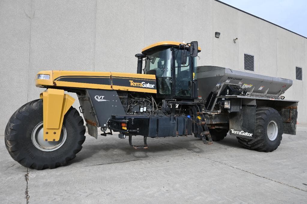 Tractor Zoom - 2013 Terra-Gator TG7300