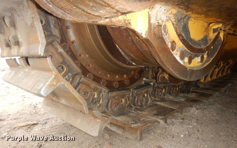 Tractor Zoom - 2009 John Deere 1050J