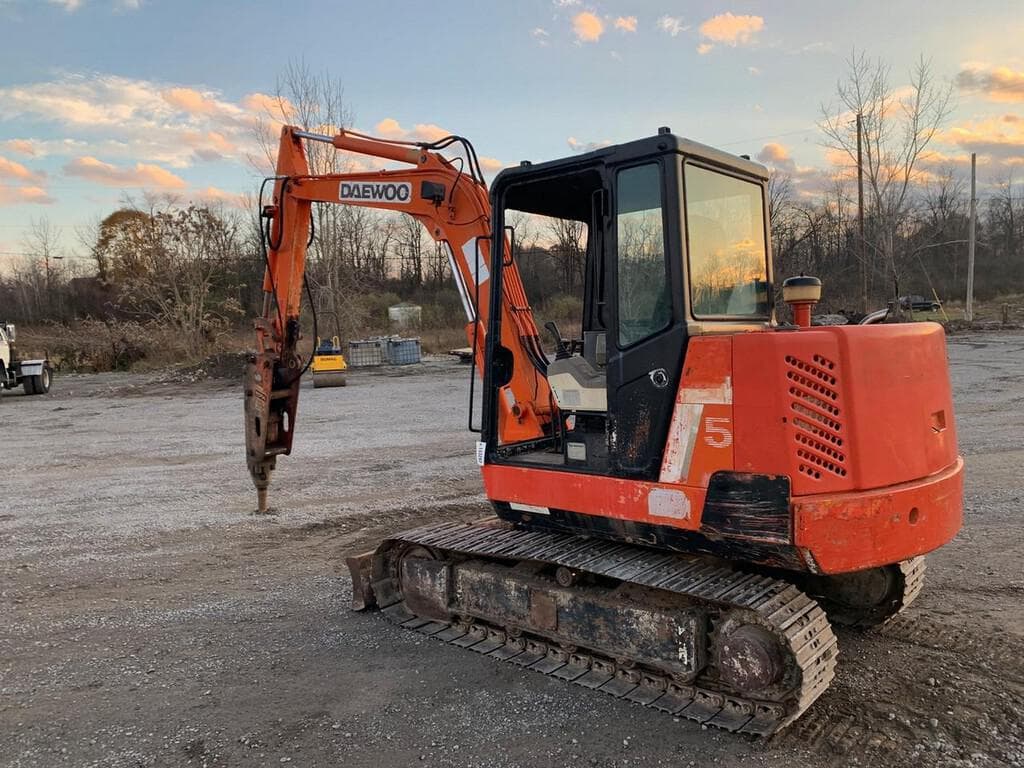 Tractor Zoom - Daewoo DH50