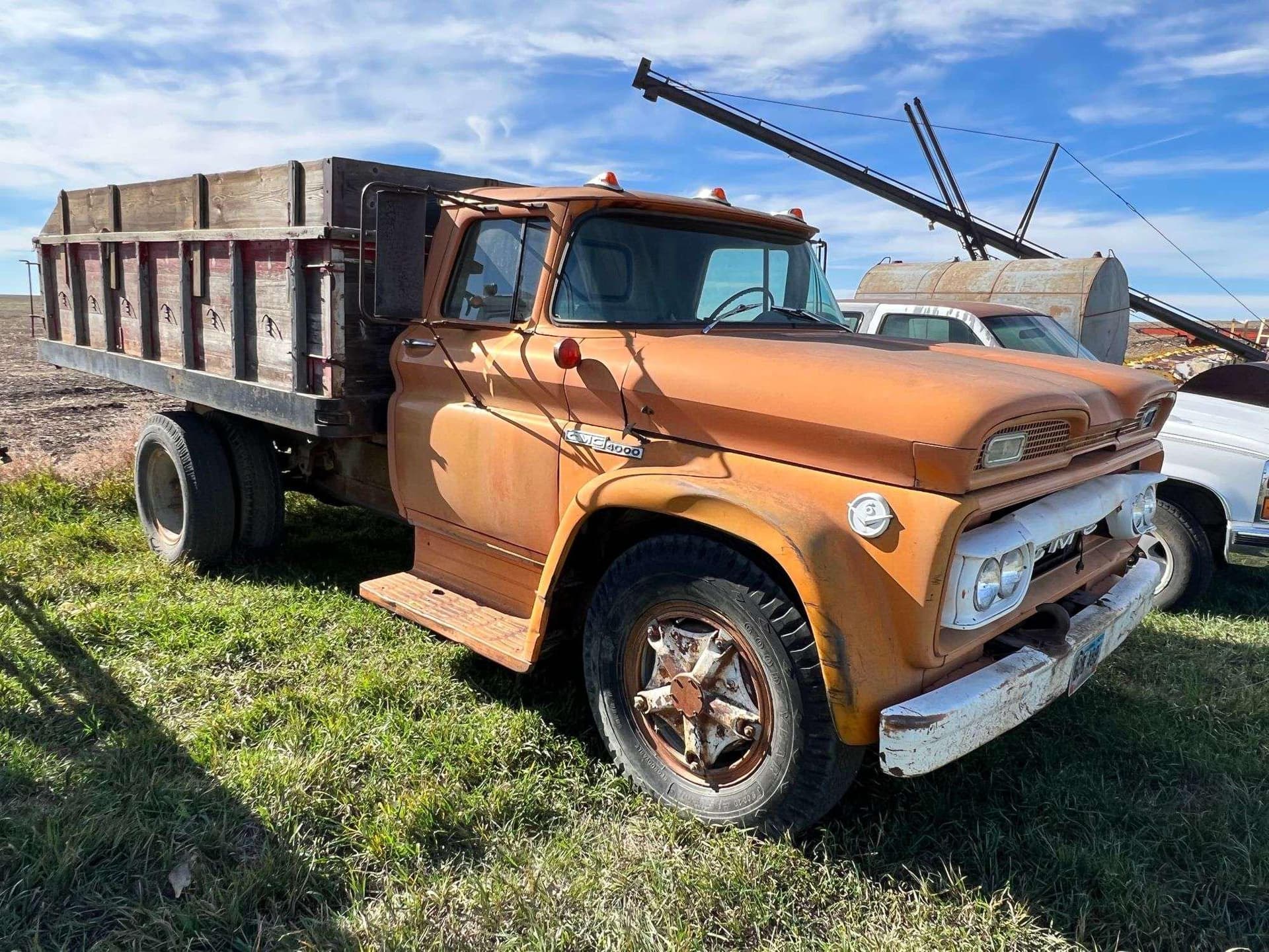 Tractor Zoom - 1960 GMC 4000