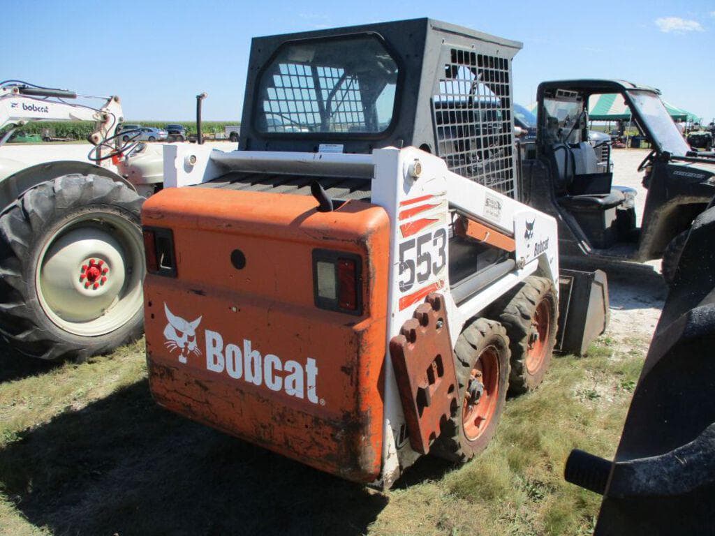 Tractor Zoom - Bobcat 553