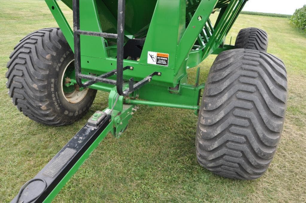 Tractor Zoom - Brent 757