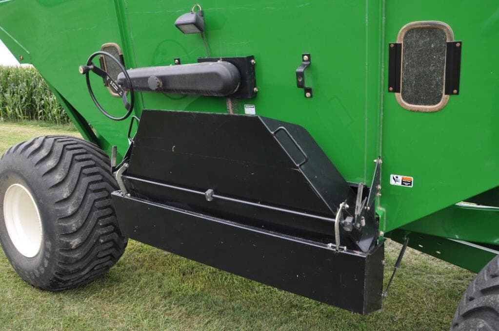 Tractor Zoom - Brent 757