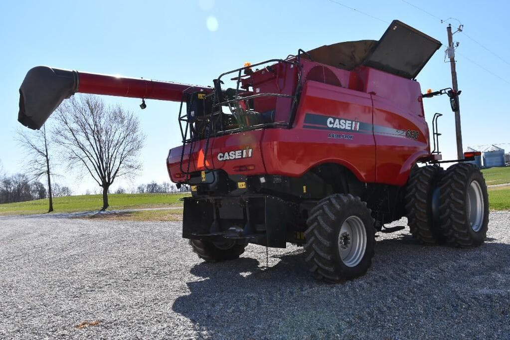 Tractor Zoom - Case IH 6130