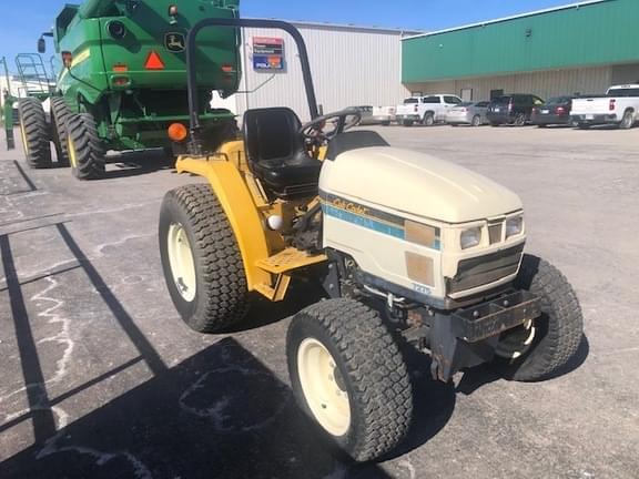 Tractor Zoom - 1996 Cub Cadet 7275