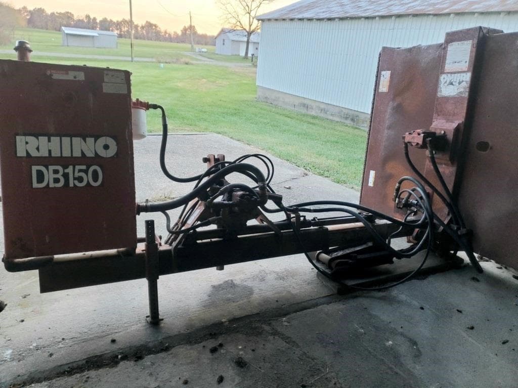 Tractor Zoom - Rhino DB150