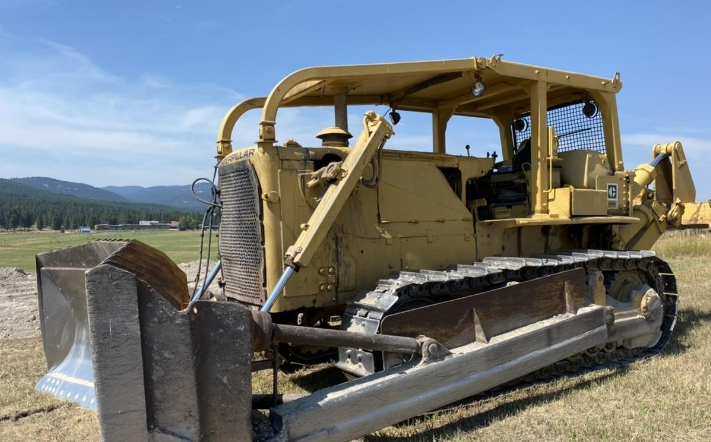 Tractor Zoom - 1973 Caterpillar D8H