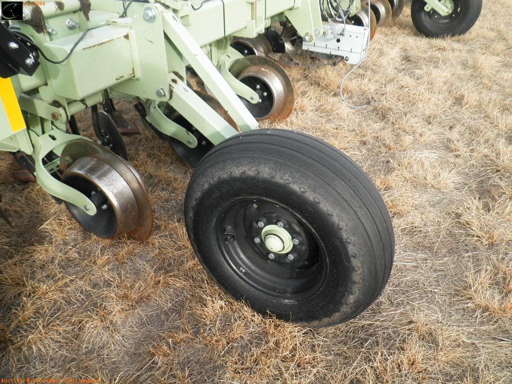 Tractor Zoom - Orthman 8375